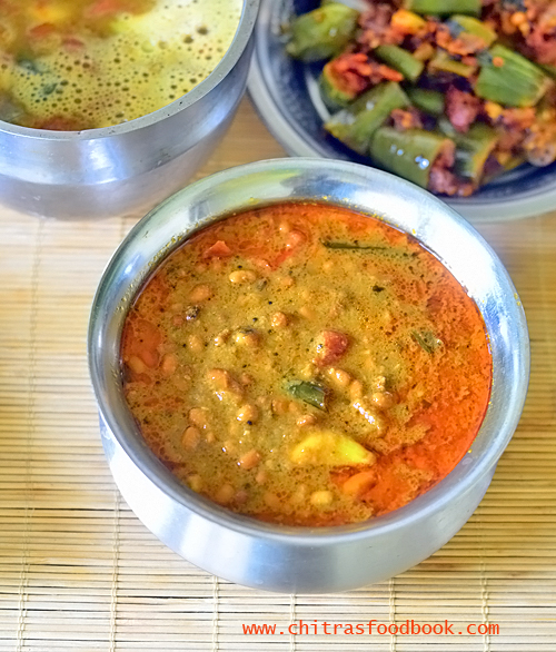 Karamani Kuzhambu – Thatta Payaru Kulambu Recipe - Chitra's Food Book