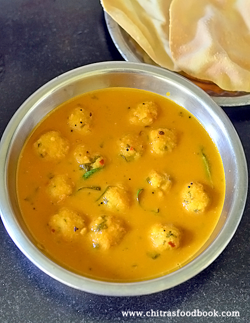 Iyengar Paruppu Urundai Kuzhambu Recipe – No Onion No Garlic Recipe ...