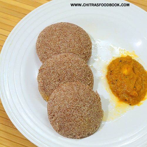 Instant Ragi Idli – Ragi Rava Idli | Ragi Sooji Idli Recipe - Chitra's ...