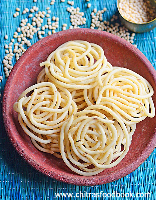 Ulundu Murukku | Urad Dal Mururkku Recipe | Ulundhu Murukku - Chitra's ...